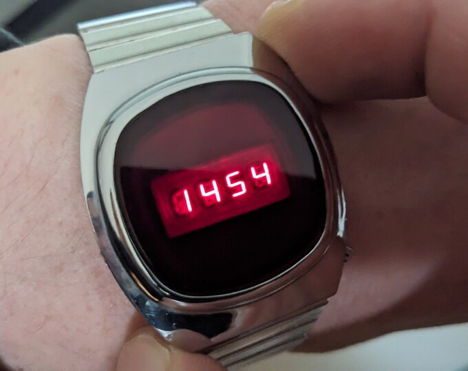 Vintage Watch Elektronika 1, Red Led Indicators, Made in Pulsar USSR ...