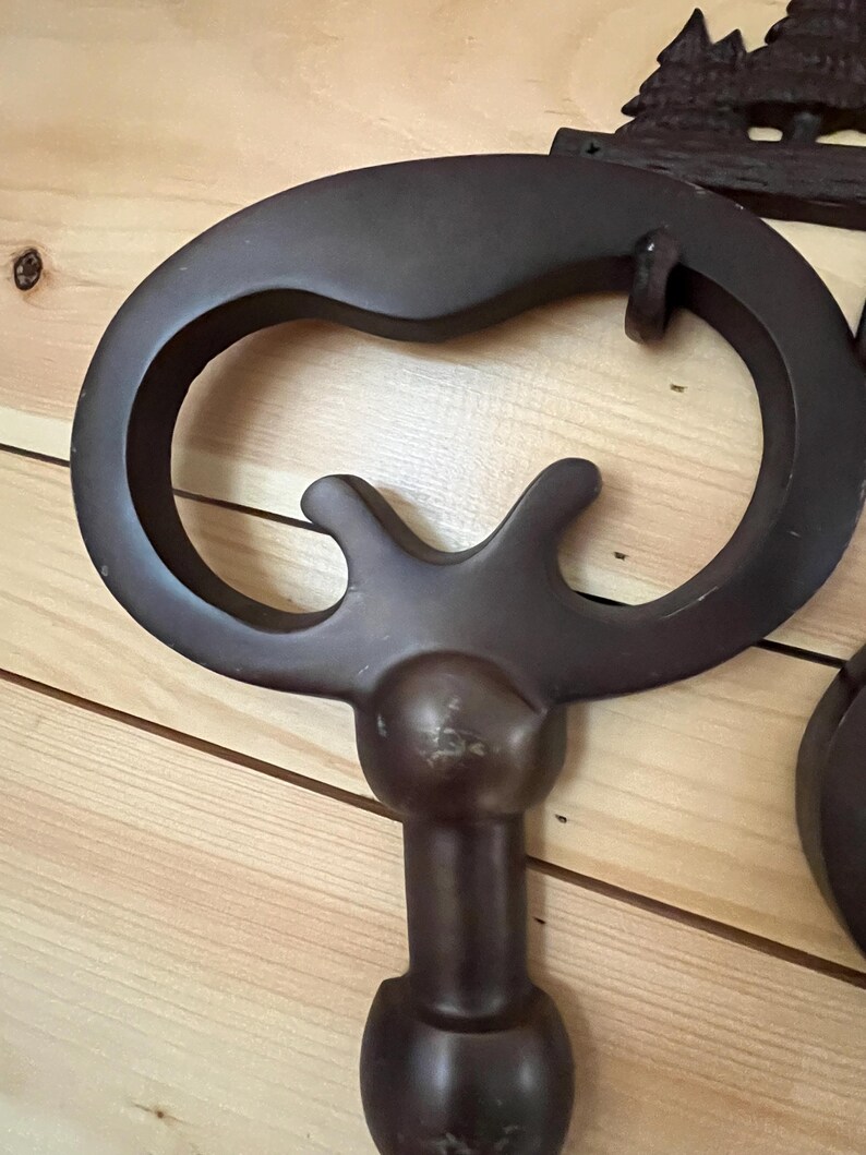 Vintage Large Metal Keys Set of Two Retro Wall Hanging Decor Farmhouse ...
