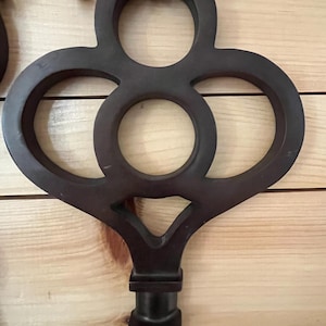 Vintage Large Metal Keys Set of Two Retro Wall Hanging Decor Farmhouse ...