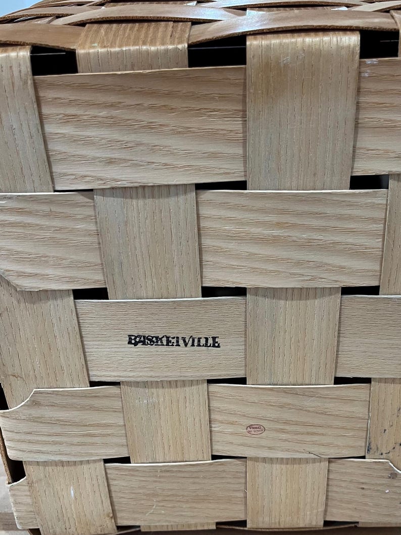 Vintage Basketville Picnic Basket With Stenciled Apple Motif Gathering ...