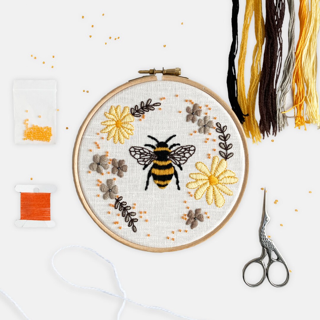 Floral Bee Embroidery Kit Craft Project - Etsy