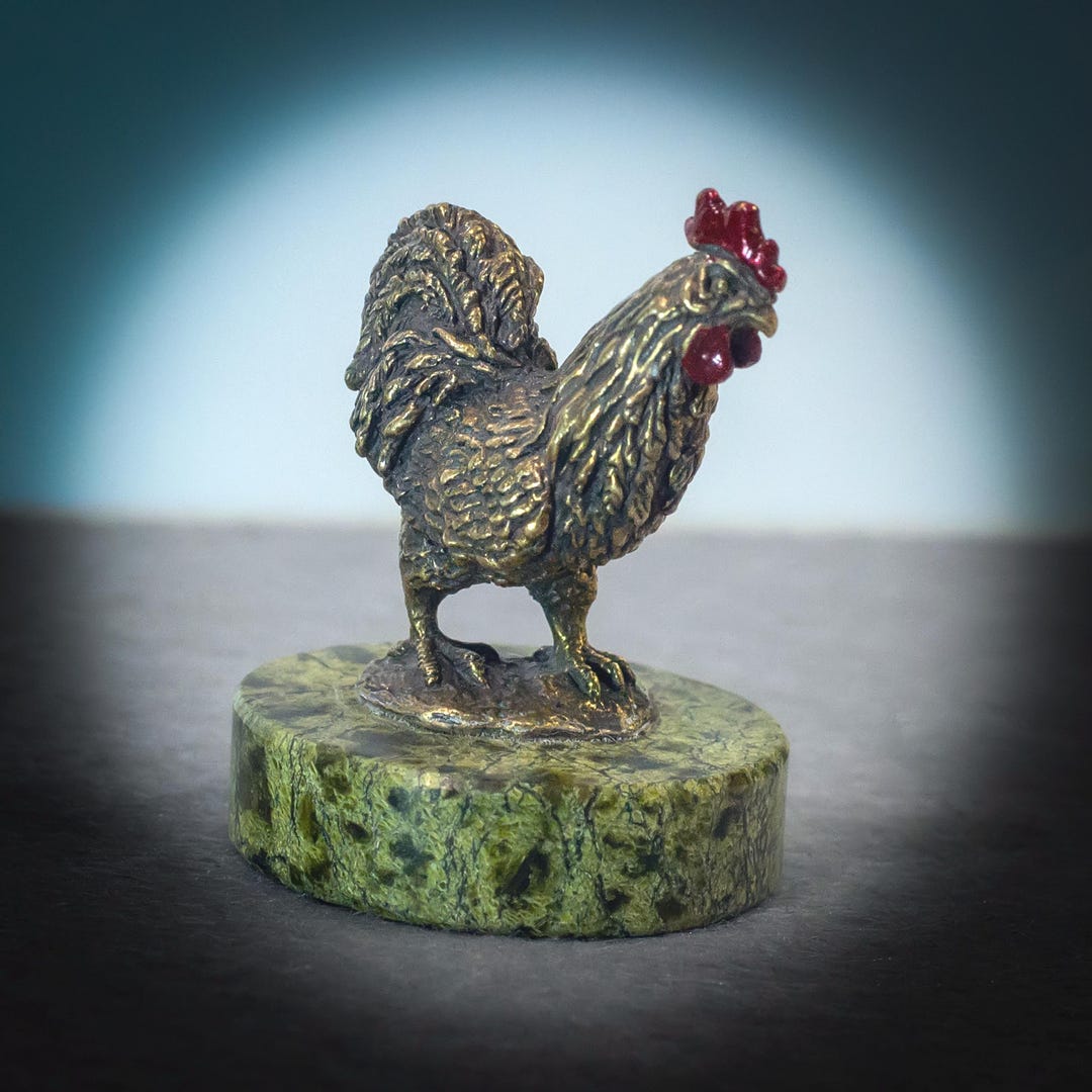 Small Rooster Figurine. Vintage Bronze Rooster on Green Serpentine ...