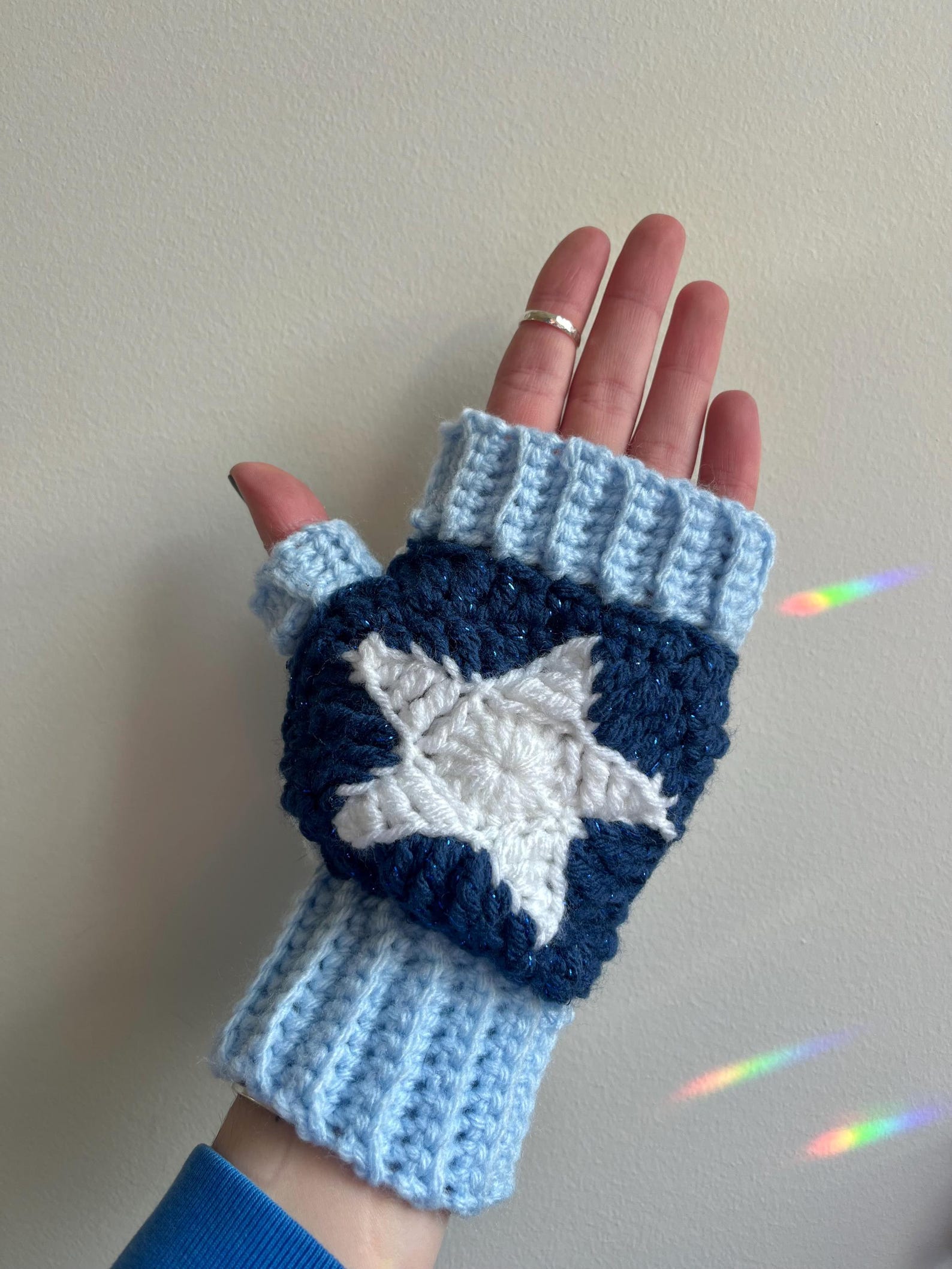 Winter Wonderland Star Gloves - Etsy