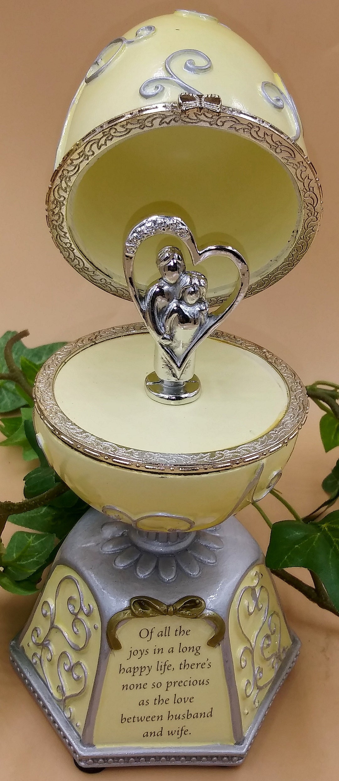 Toyo Ornate Egg Shaped Music Box. anniversary Waltz Love Between ...