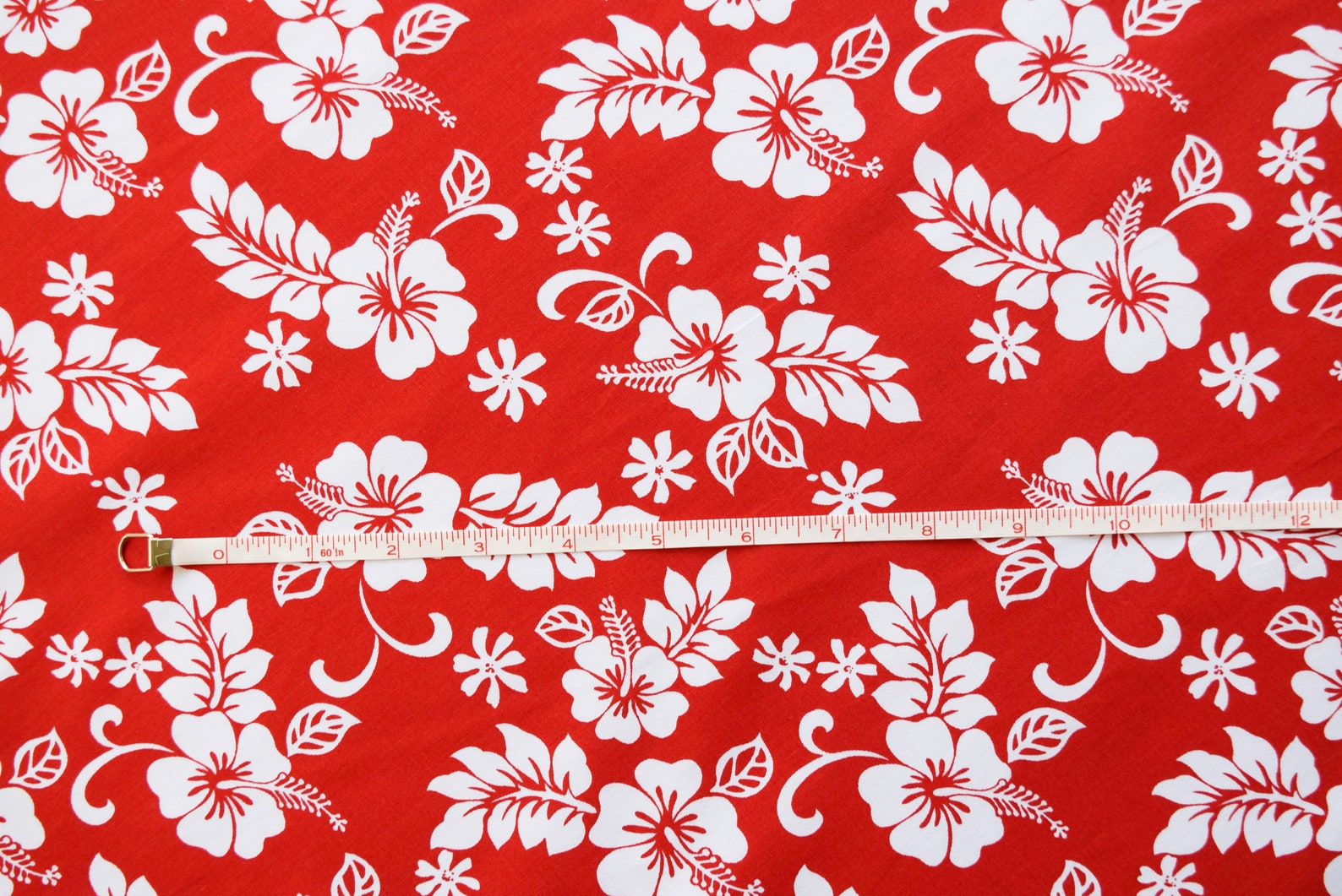 100% Cotton Hibiscus Flower BLUE/ Redhawaiian Fabric by the - Etsy