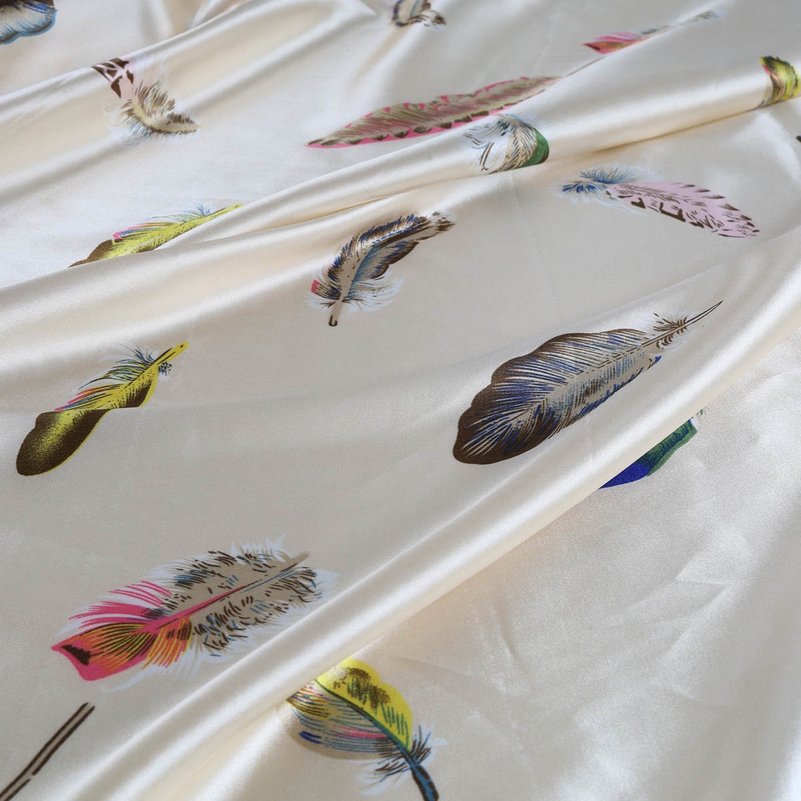1 Yard Micro Elastic Satin Fabric Feathers Printed Imitate Silk ...