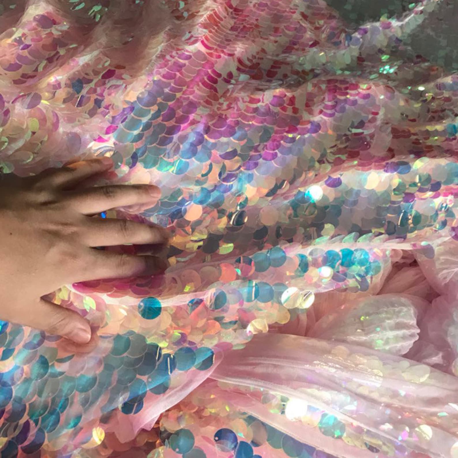 Big Sequins (18mm) Iridescent Sparkly Embroidery Sequin Fabric ...