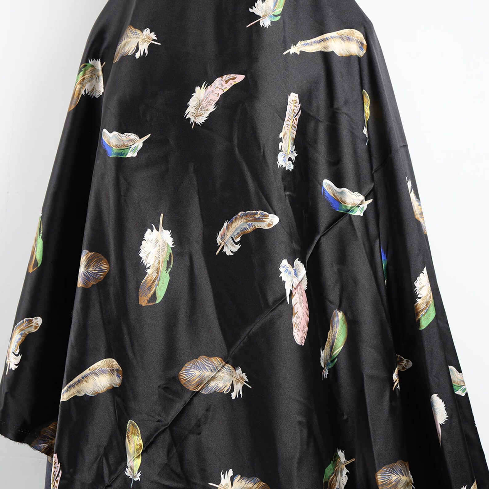 1 Yard Micro Elastic Satin Fabric Feathers Printed Imitate Silk ...