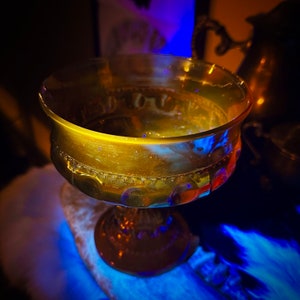 Gold Compote Dish Cadmium or Manganese Glass Glowing UV Depression ...