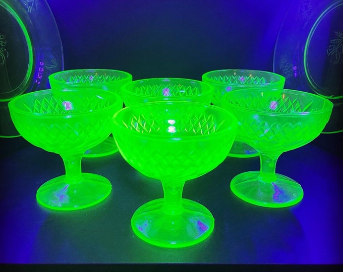 Uranium Glass - Set of One - Depression Glass - Vintage Uranium Green ...