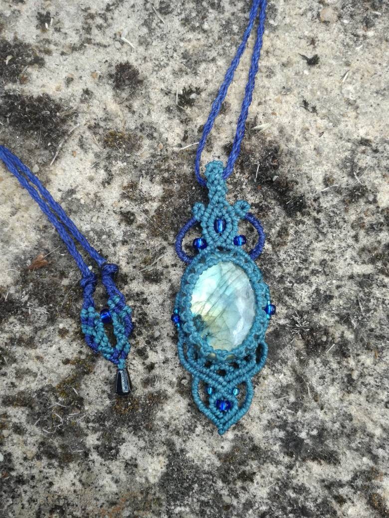 Collar macramé con piedra labradorita - Etsy España