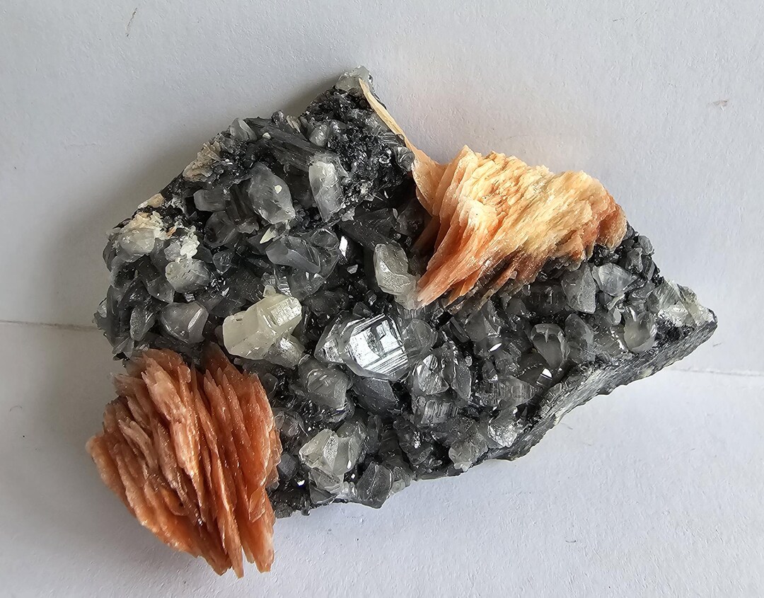 Fluorescent Cerrusite on Barite With Galena Specimen From Mibladen ...