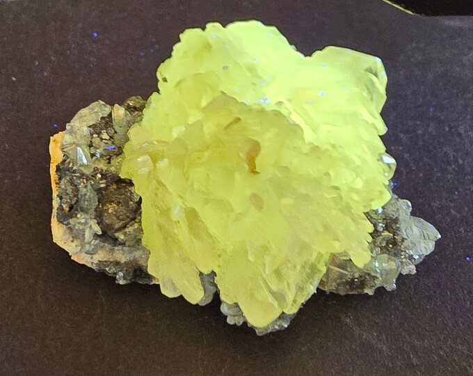 Fluorescent Cerrusite Specimen From Mibladen Morocco- Metaphysical and ...