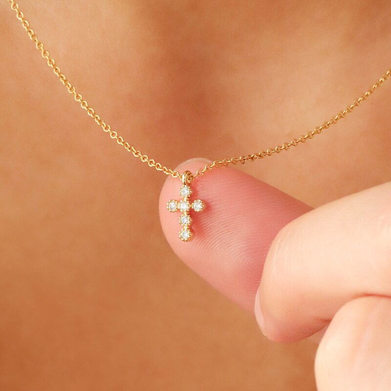 Dainty Cross Necklace - Etsy