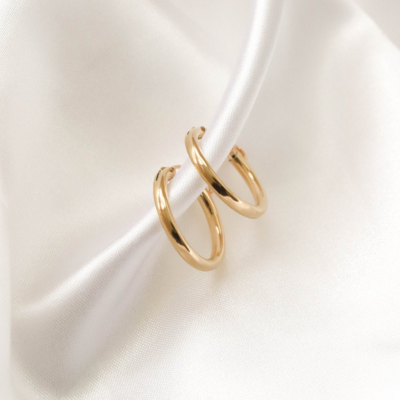 Gold Hoop Earrings Gold Filled Hoop Earrings 14K Gold | Etsy
