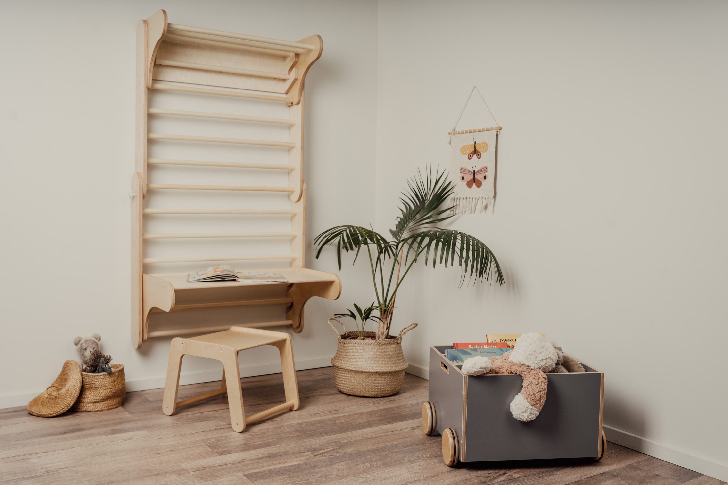 Table & Chair for Climbing Wall - Triangle (2in1), Kids Table and Chair ...