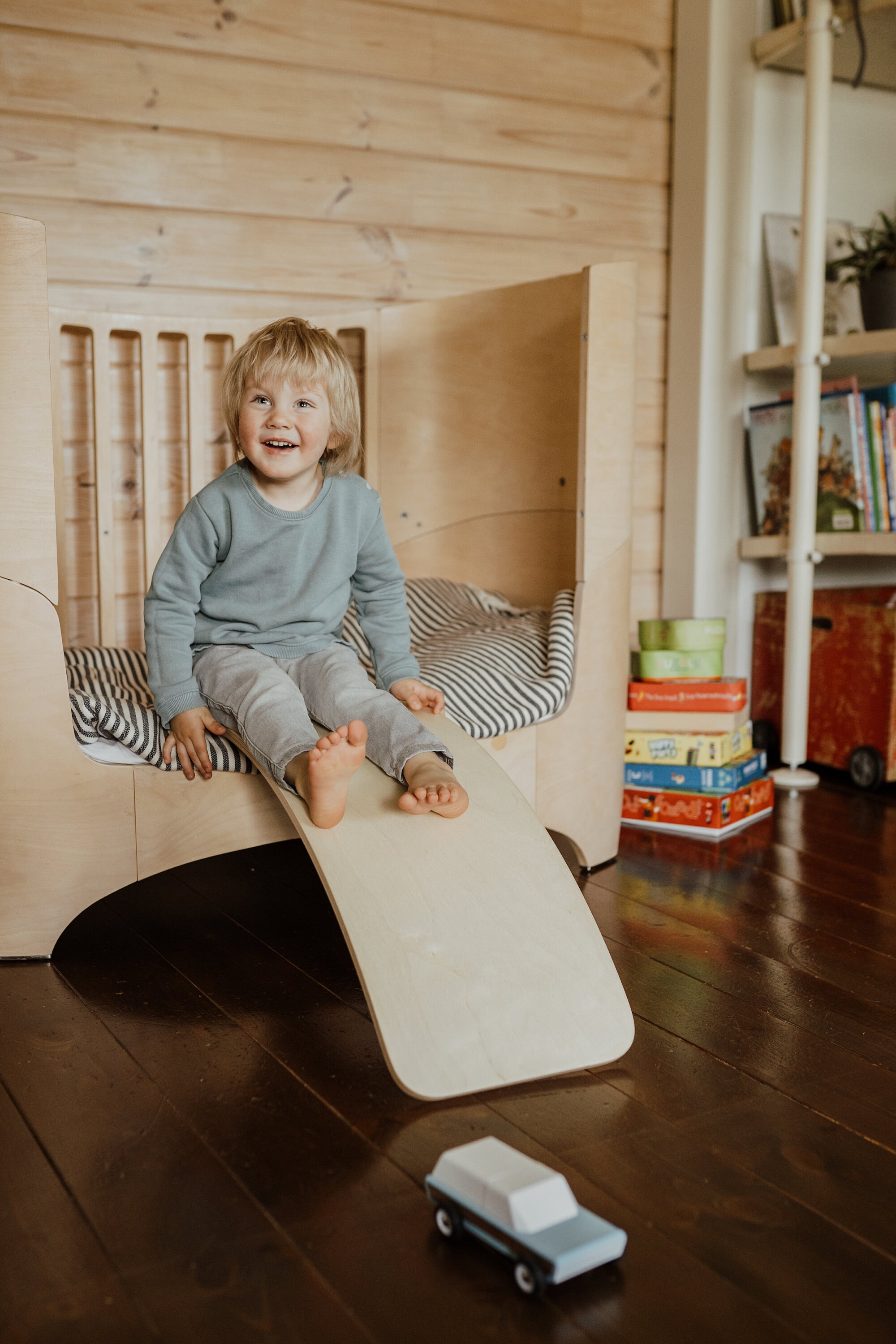 Sports & Outdoor Recreation Yoga Curvy Board Toddler toy Wood Wobble ...