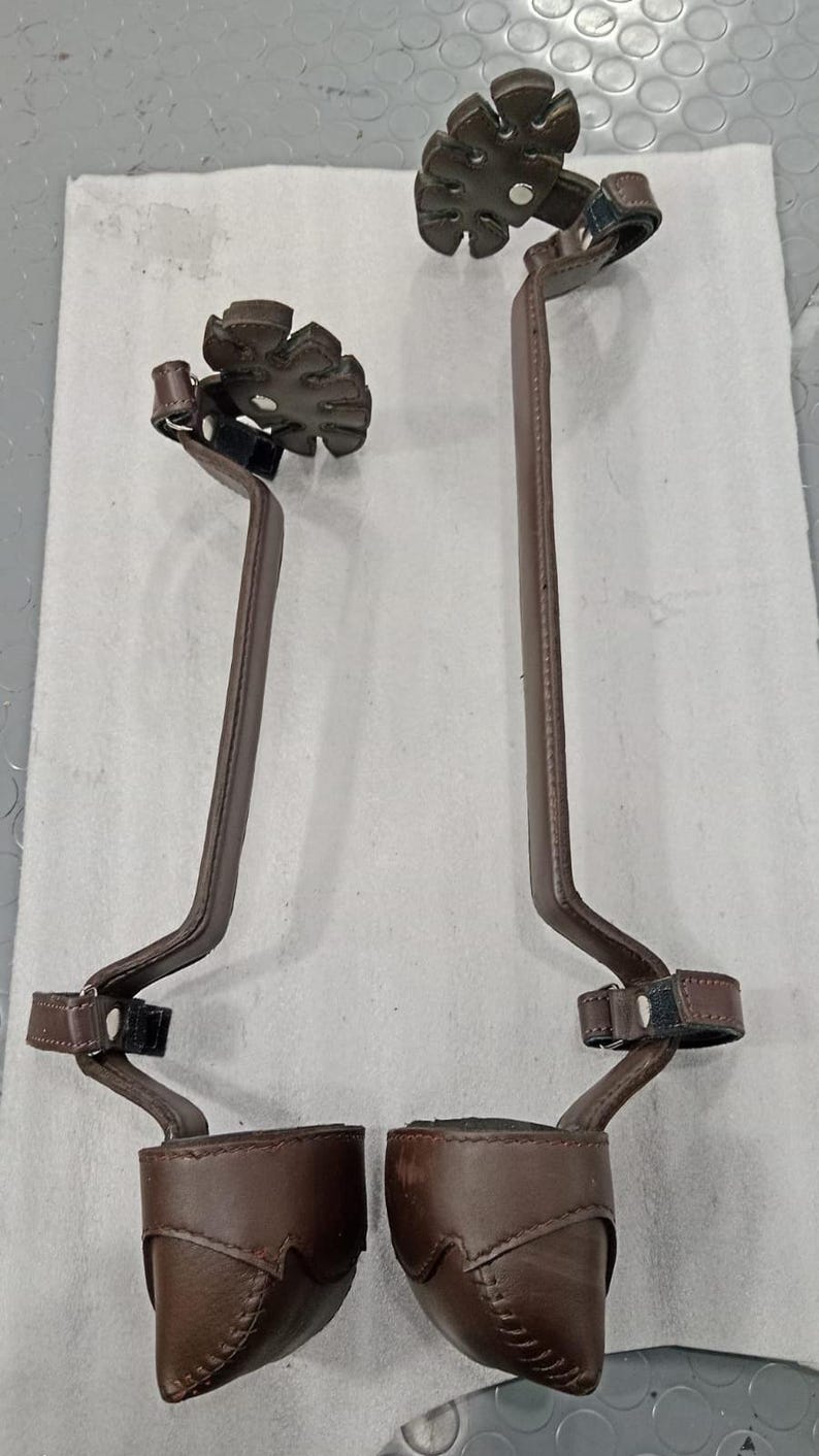Handmade Leather Archery Quiver, Traditional Arrow Holder for Bow ...