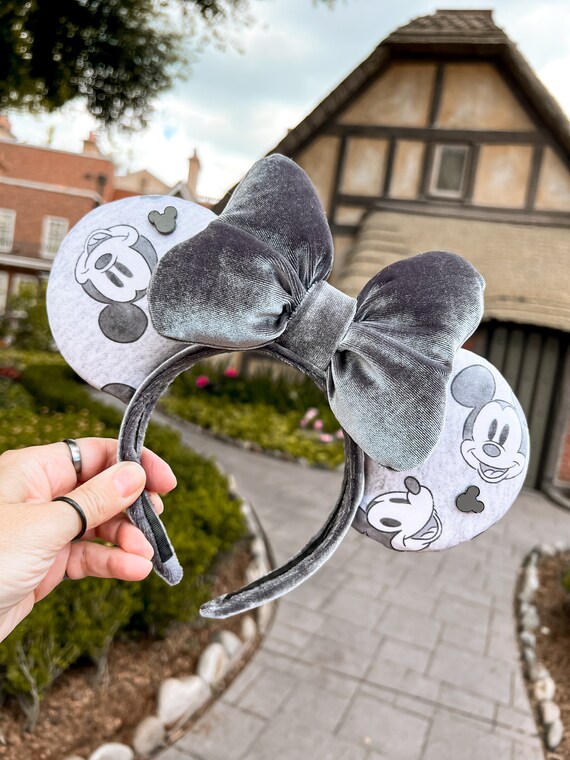 Retro Mickey Head Ears Vintage Blue Walt Disney World Mickey Mouse