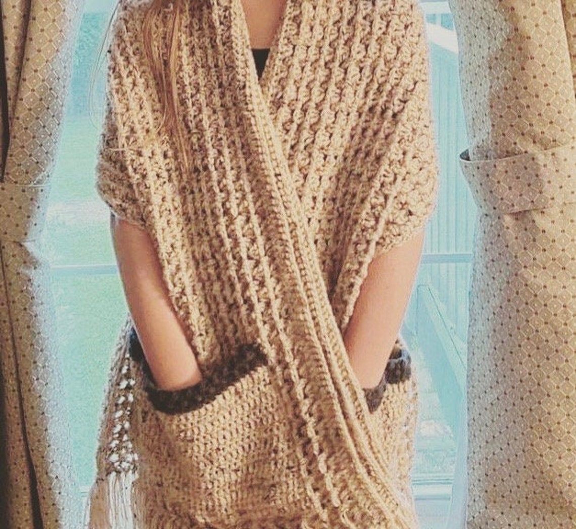 Crochet Pattern: Thermal Pocket Shawl. INSTANT DOWNLOAD - Etsy