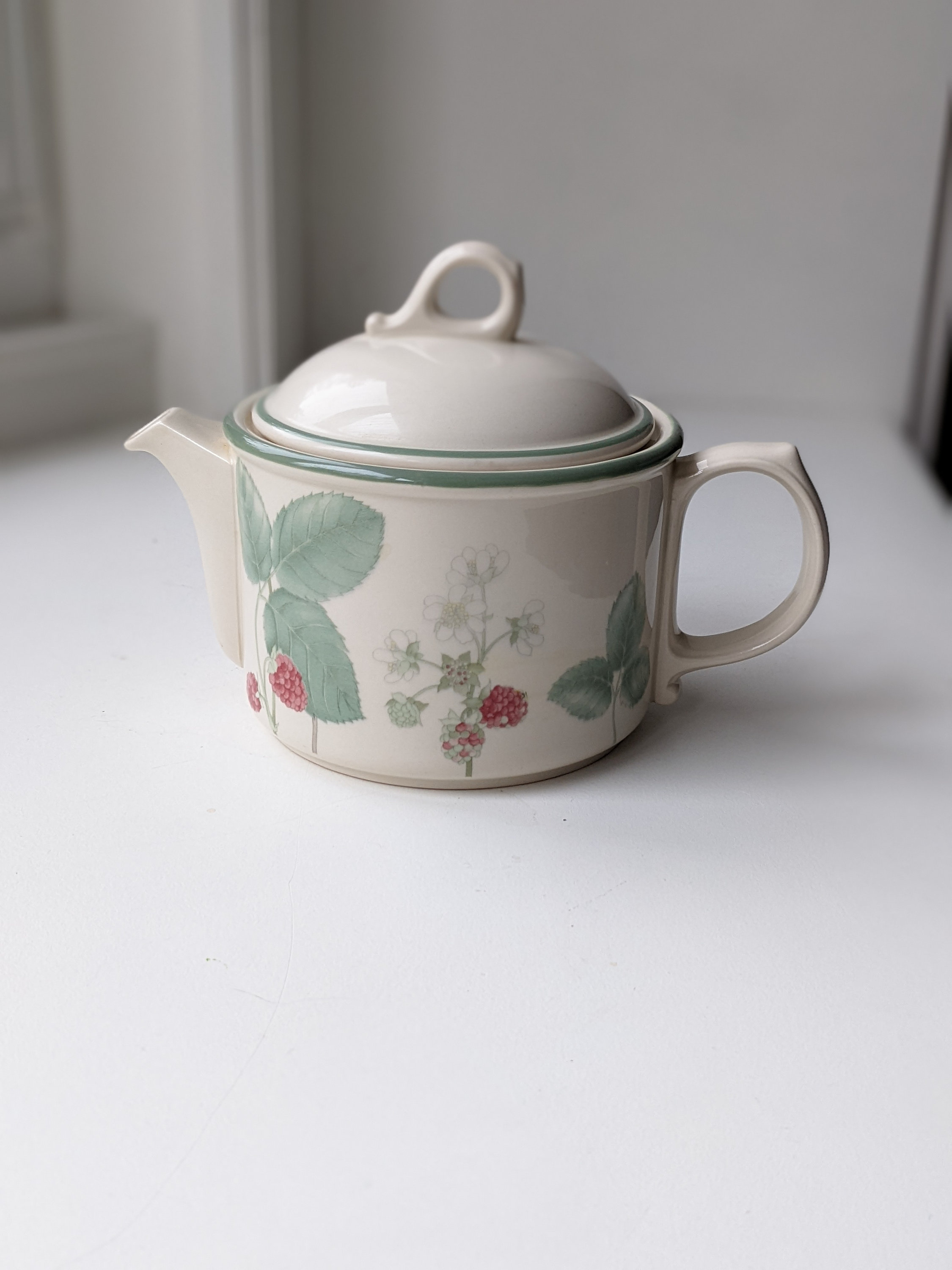 Wedgwood Raspberry Cane Teapot With Lid Made in England - Etsy