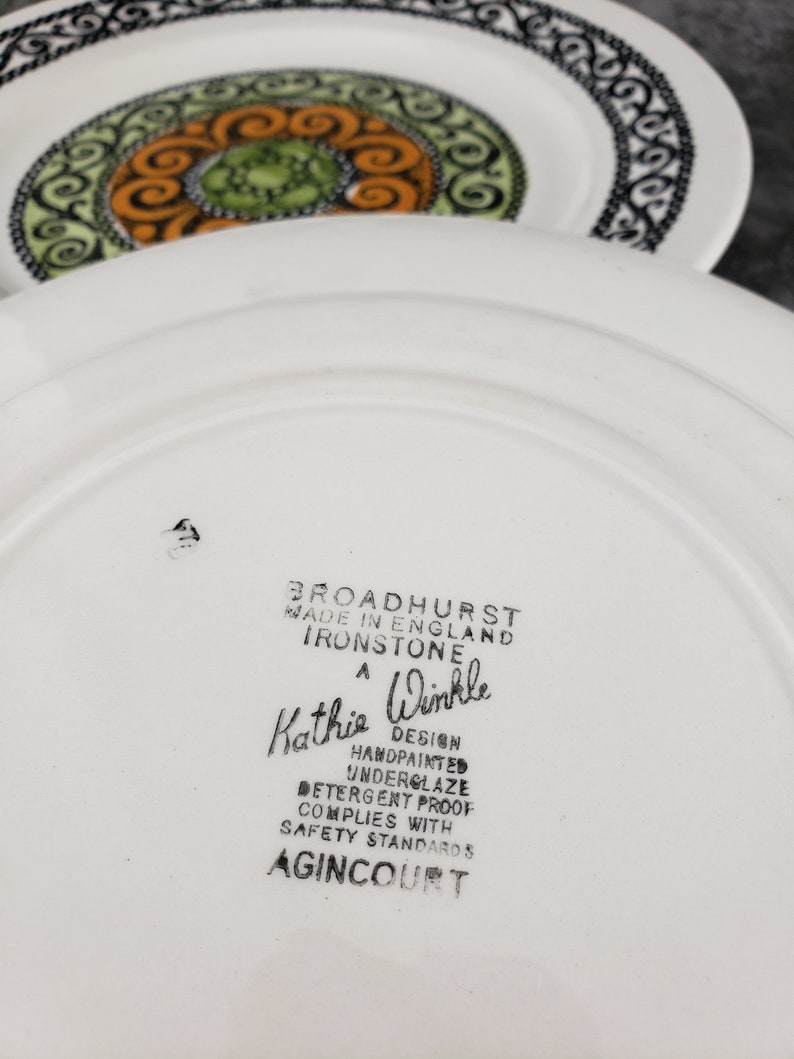 2 Kathie Winkle for Broadhurst Pottery Dinner Plates - Etsy