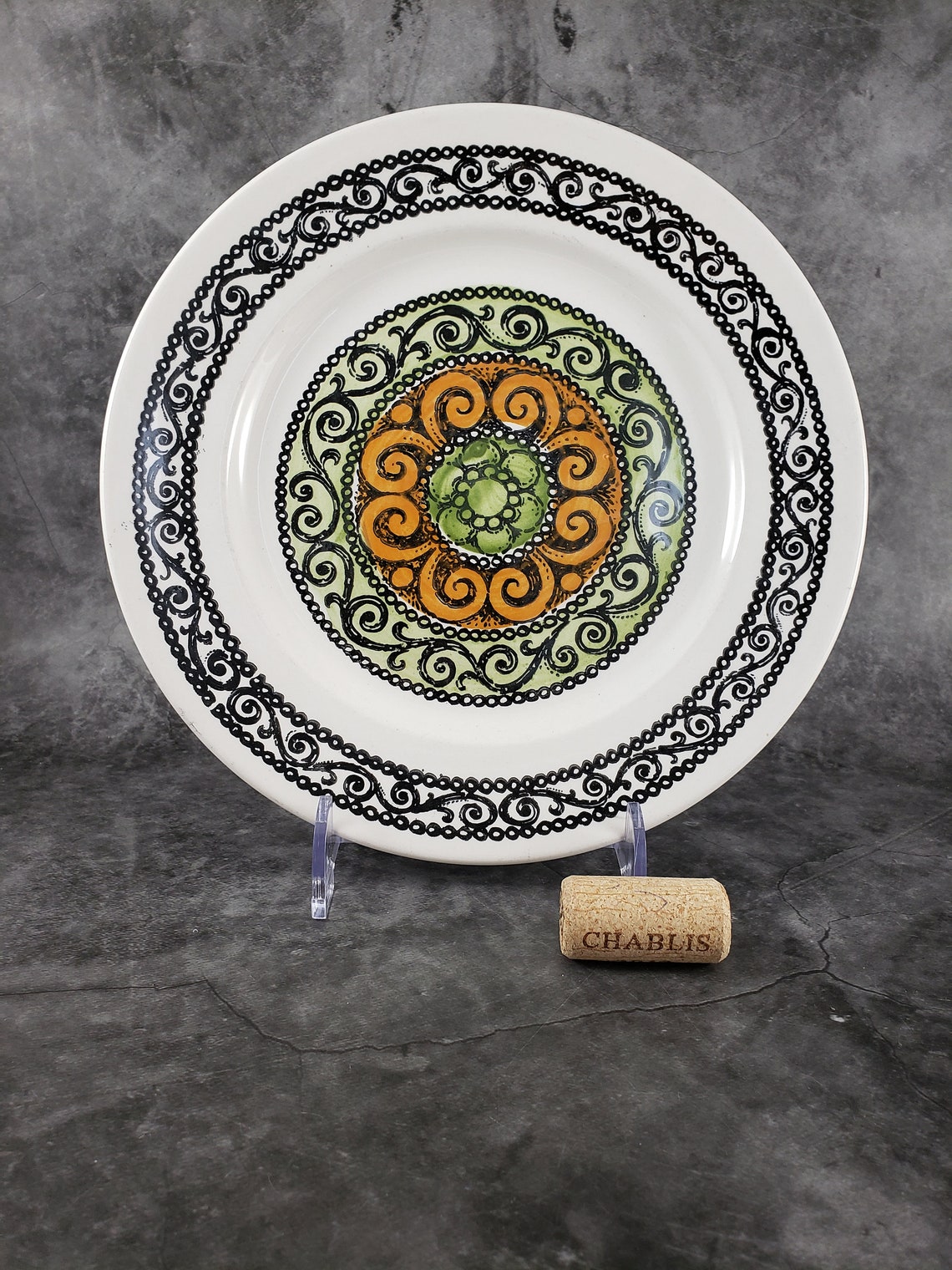 2 Kathie Winkle for Broadhurst Pottery Dinner Plates - Etsy