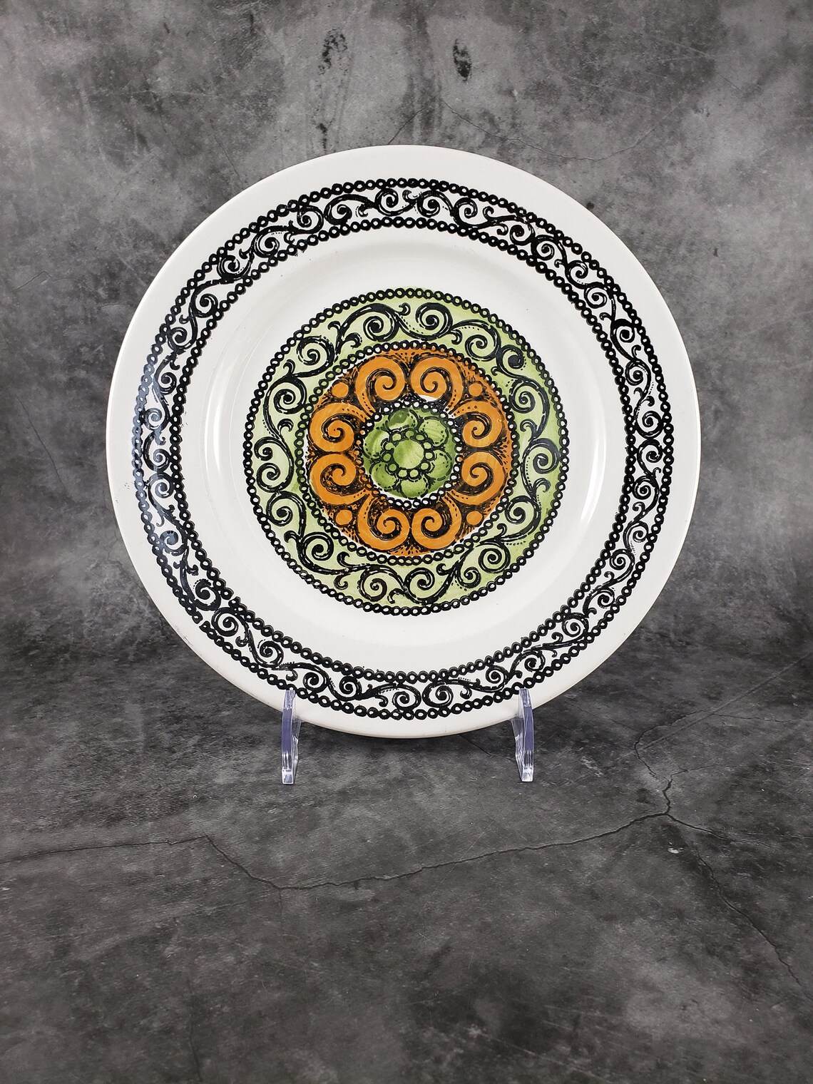 2 Kathie Winkle for Broadhurst Pottery Dinner Plates - Etsy