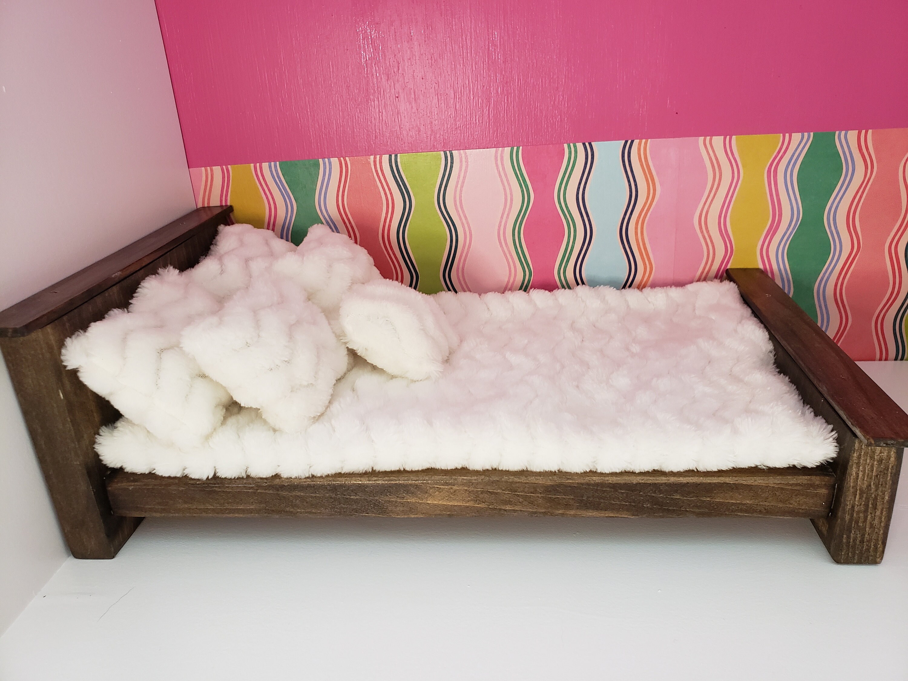 1:6 Scale Wooden QUEEN Bed | Dark Walnut Stained Bed | White Comforter ...