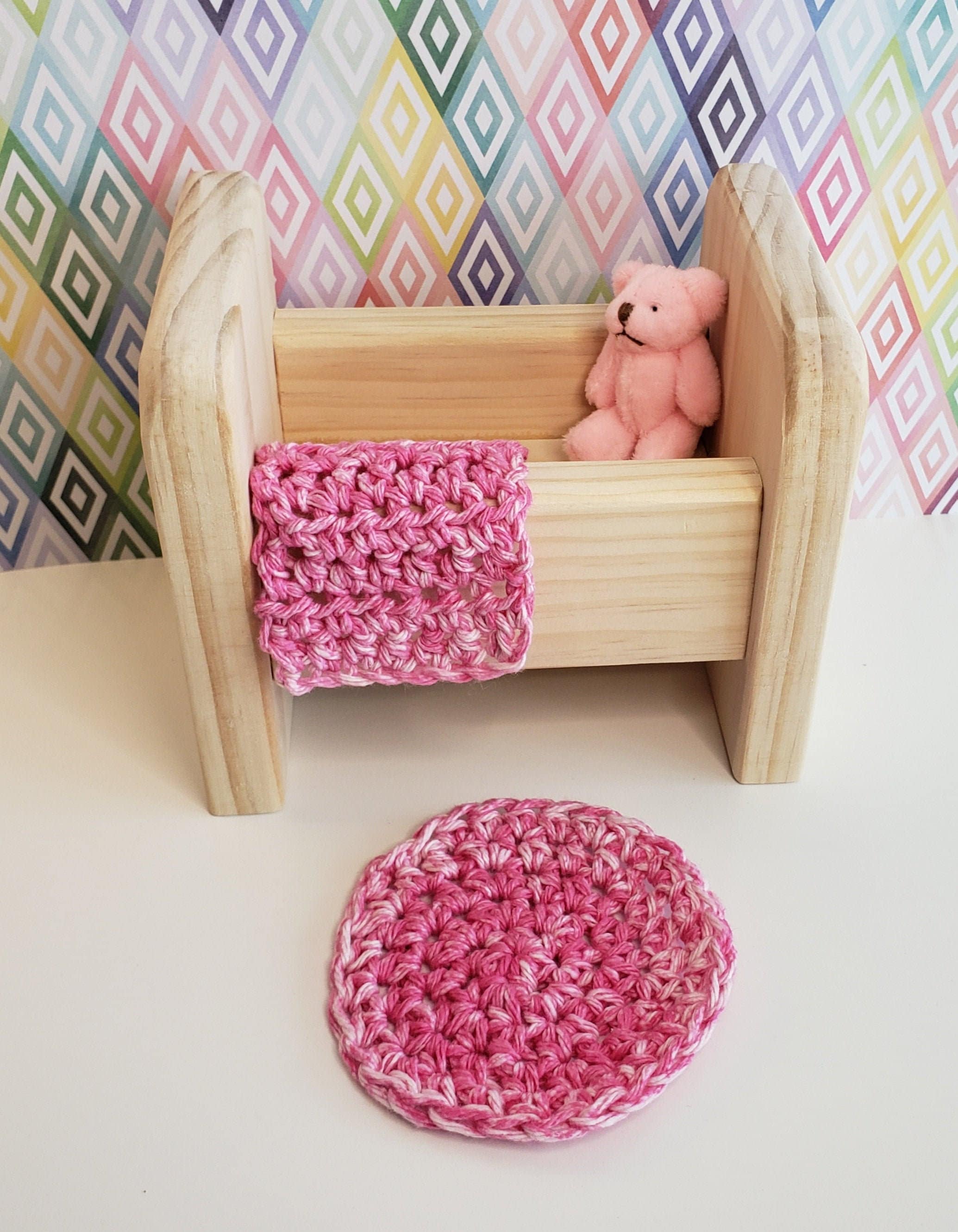 Egg Baby Project Crib