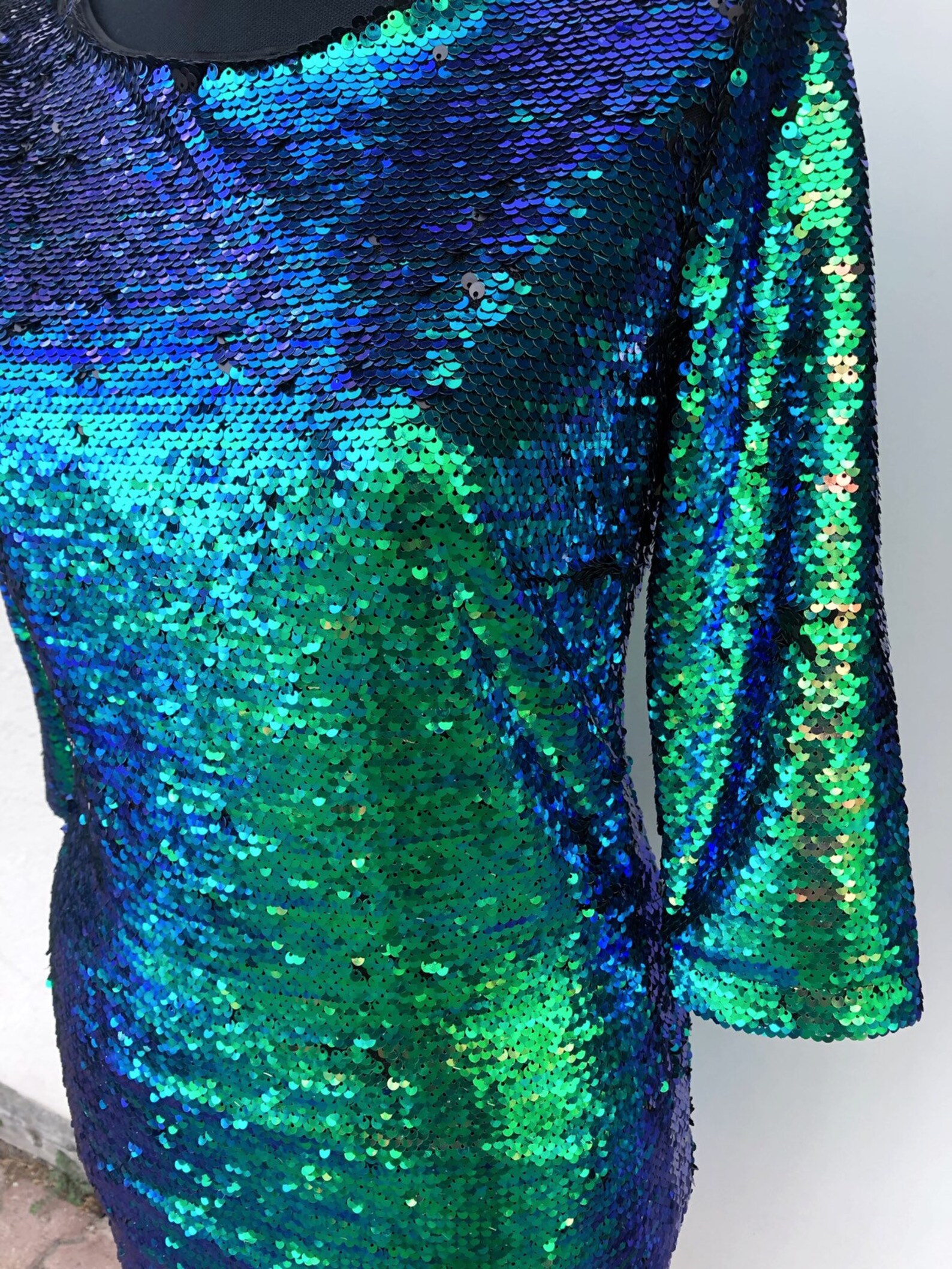 Green Blue Iridescent Sequined Mermaid Reflection Cocktail Dress 3/4 ...