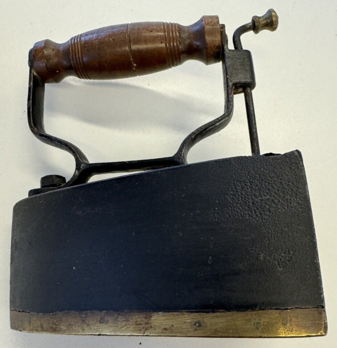 Victorian Antique Kendrick Cast Iron & Brass Box Iron Slug C.1880-1920 ...