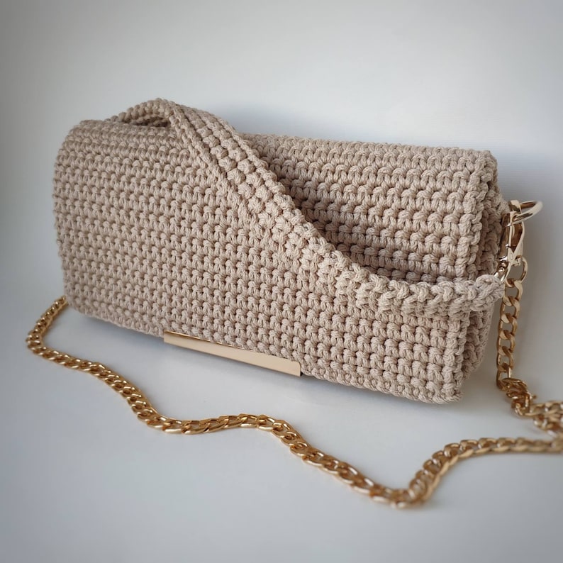 Crochet Pattern Baguette Bag With English Subtitles Video - Etsy