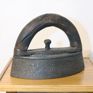 Antique Sad Iron | Laundry Room Decor Cast Iron | Ironing | Pressing ...