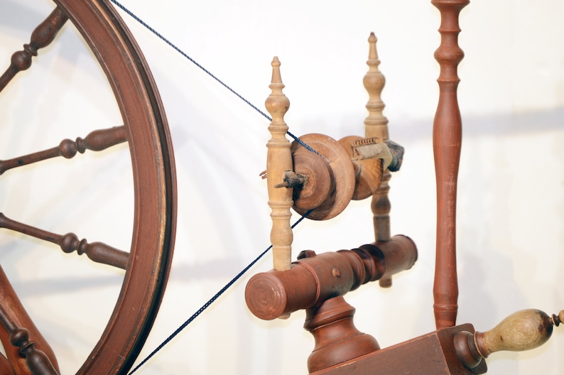 Made in 1850 Antique Folk Art Spinning Wheel | Shuttle | Spindle ...
