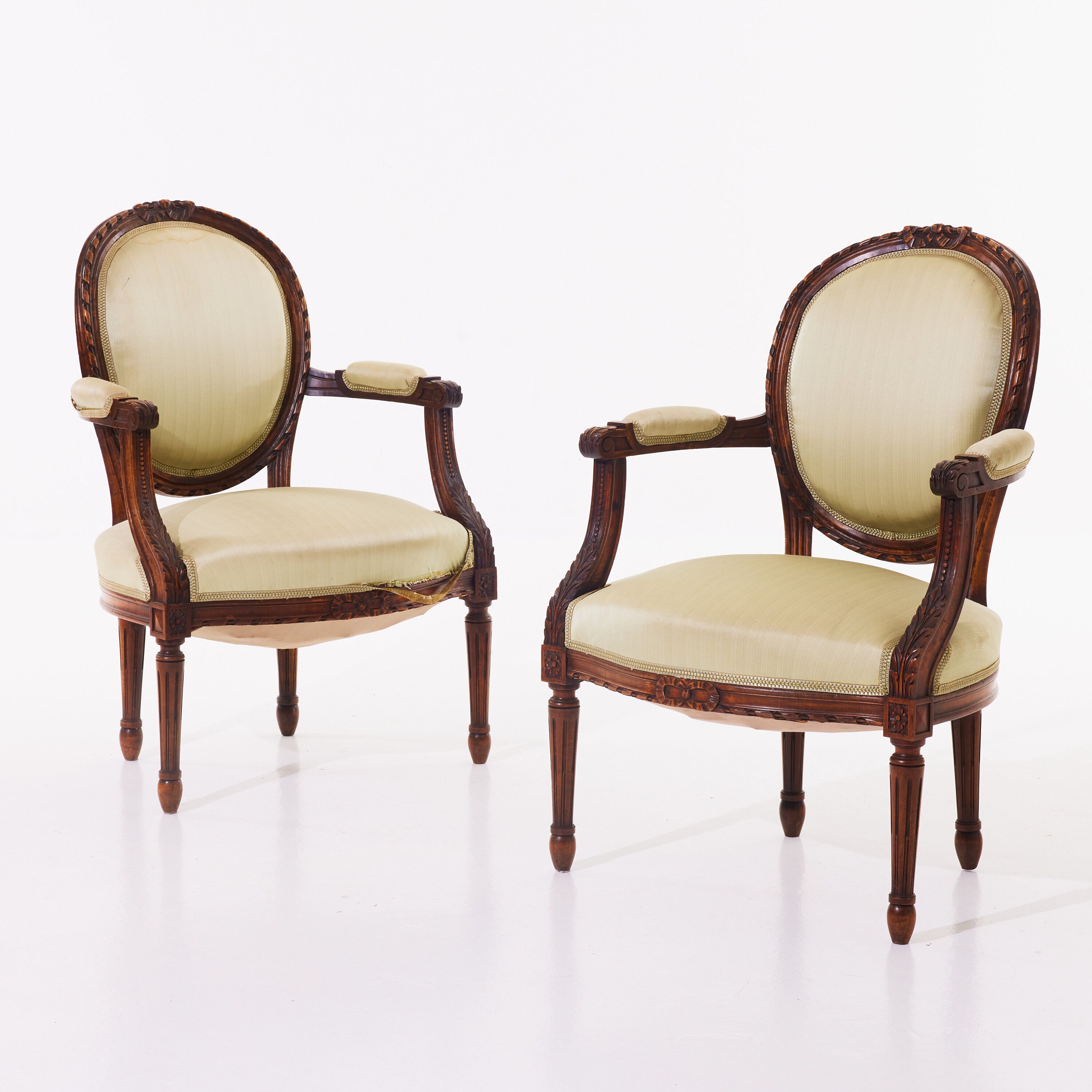 Antique Rococo French Louis XV Carved Rococo Armchair, 1800-1900s ...