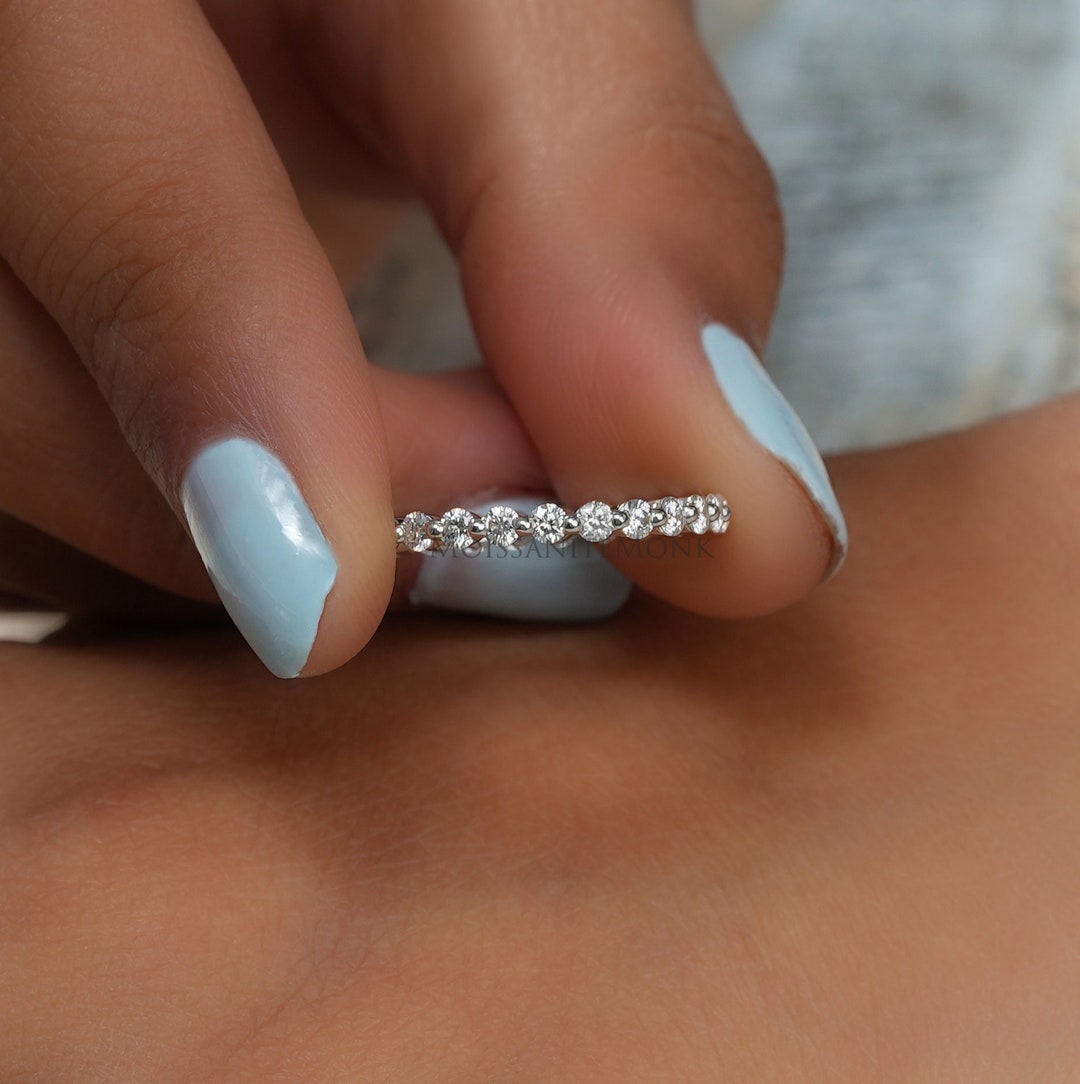 2.00 MM Round Cut Moissanite 14K Stackable Band / Bubble Prongs Setting ...
