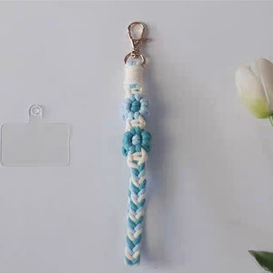 BEGINNER LEVEL / Macrame Tutorial / Learn Macrame / Macrame Phone Strap ...