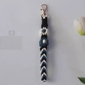 BEGINNER LEVEL / Macrame Tutorial / Learn Macrame / Macrame Phone Strap ...