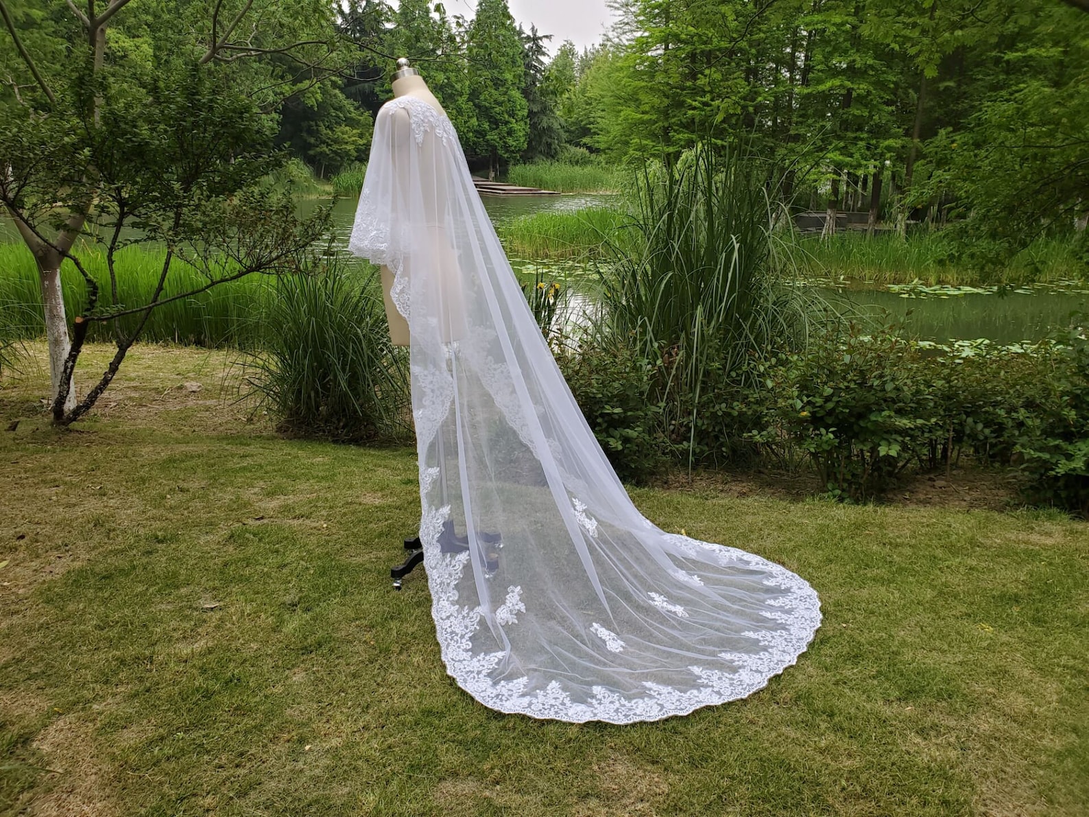 Elegant Bridal Train Shawl Veil Lace APPLIQUE Pullover Coat - Etsy