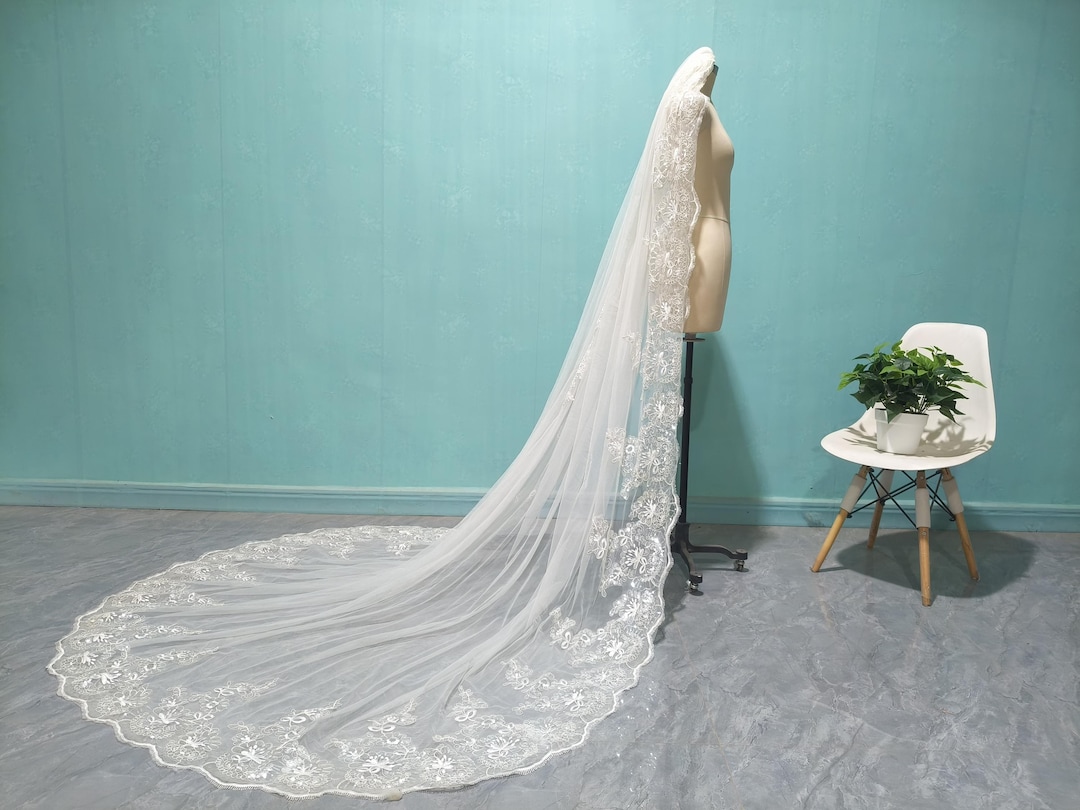 Romantic Wedding Ivory Lace Veil, Lace Cathedral White Bridal Veil ...