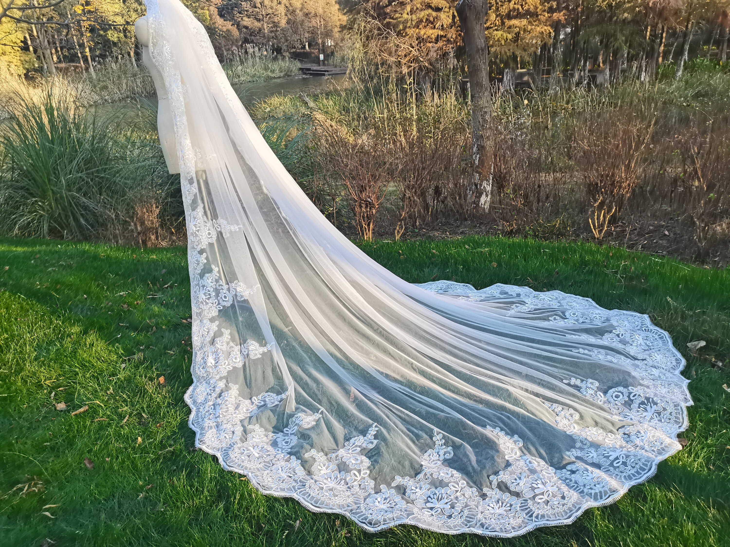 Cathedral Wedding Veil Ivory Lace Veil Bride Lace Applique - Etsy