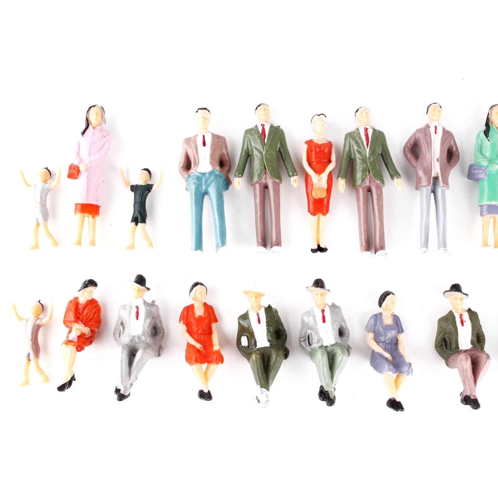 100pcs Miniature 1:32 Scale 1 Gauge Model Train Sitting and Standing ...