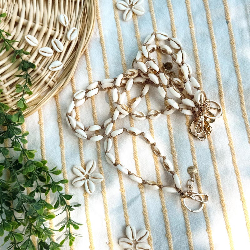 Sea Shell Keychain - Etsy