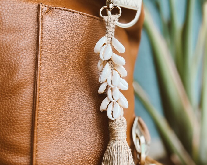 Rope & Sea Shell Wall Hanging - Etsy