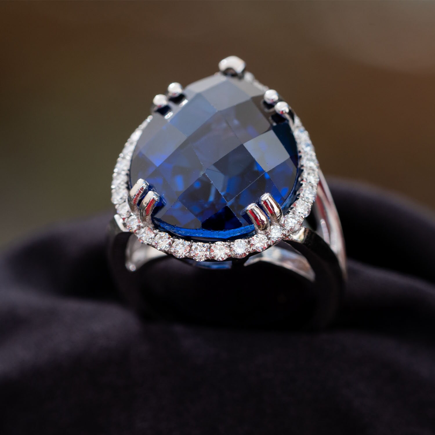 25.42 Ct Pear Blue Sapphire & Natural Diamond Ring in 14K Gold White ...