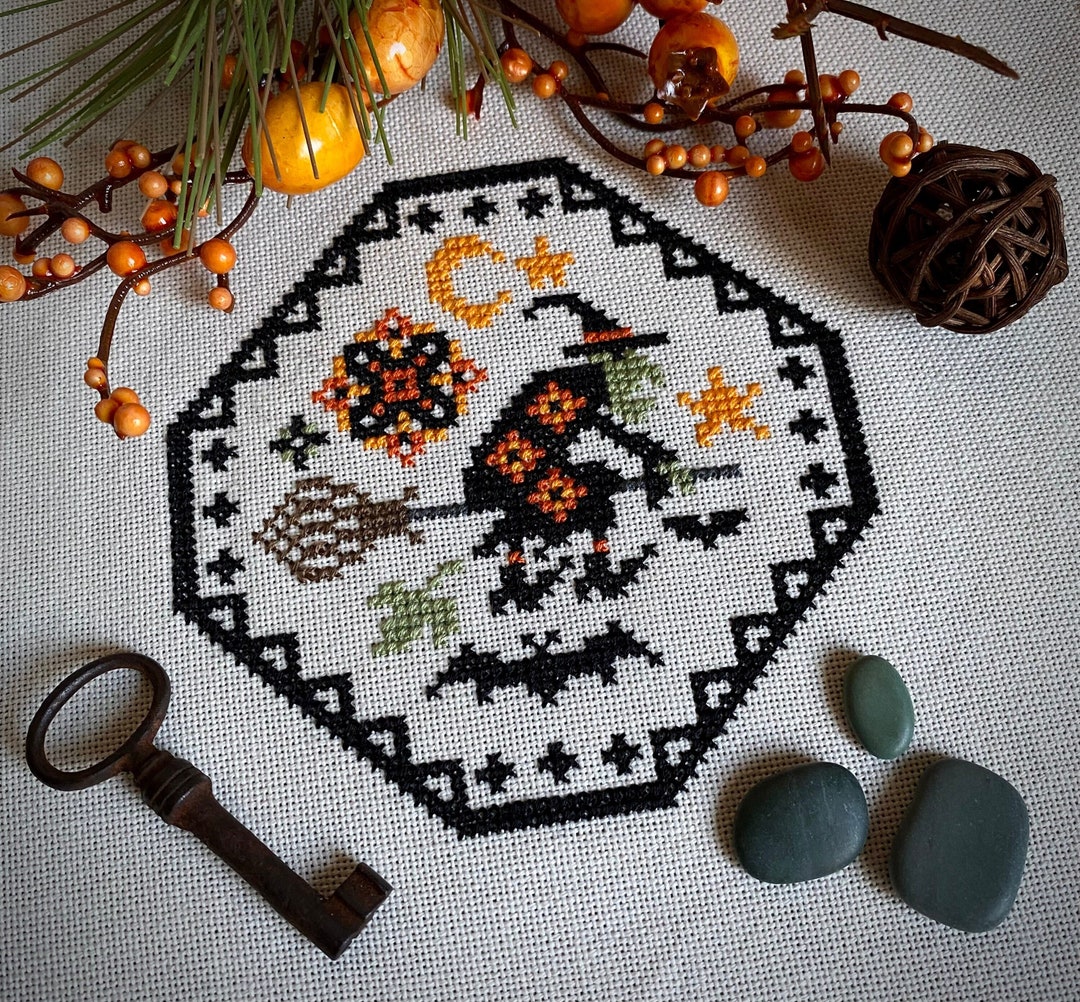 Halloween Tiny Quaker Cross Stitch Pattern, X Stitch Chart, Little ...