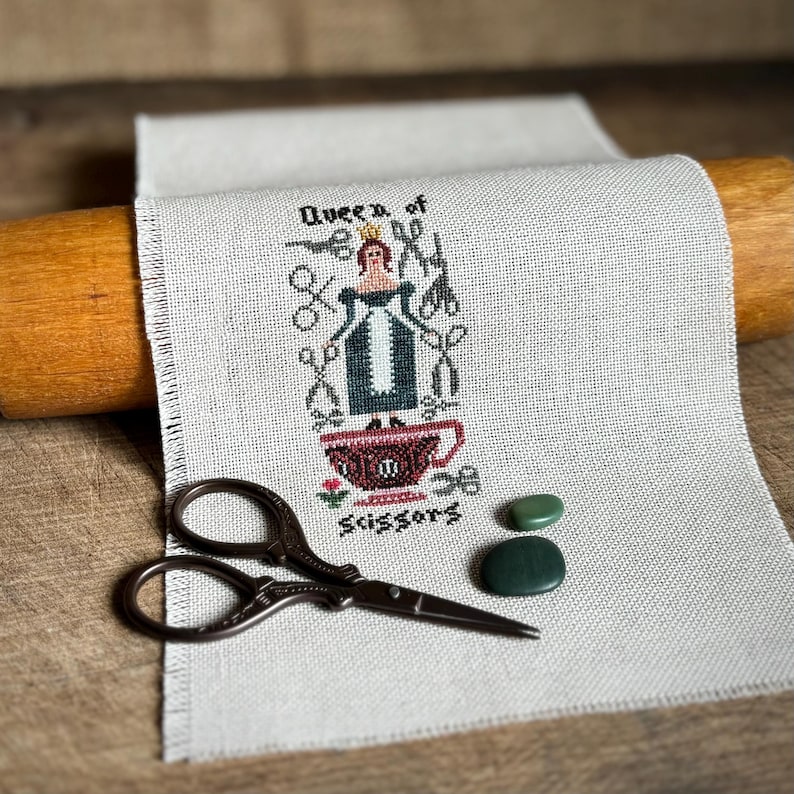 Queen of Scissors Cross Stitch Pattern, X Stitch Chart, Mini Sampler ...
