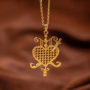 Èzili Dantò Fè Yo Wè Haitian Vodou Vèvè Necklace Erzulie Dantor ...