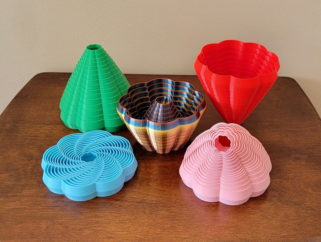 Fidget Tornado - Desk Toy - Stress Relief - Fun Sounds - Conversation ...